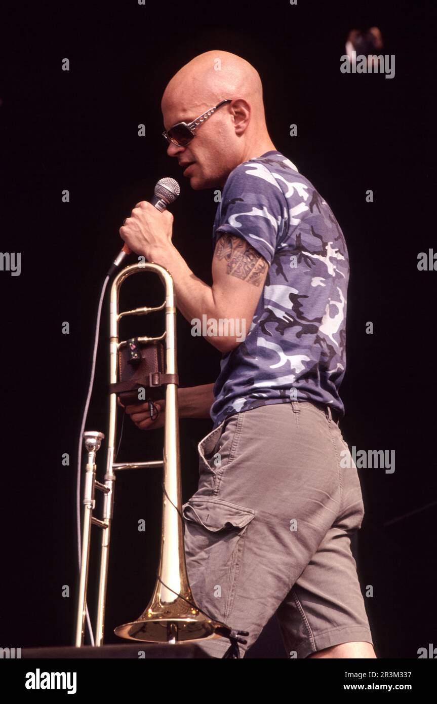 Milan italy 1996-06-29 : Ashley Slater of Freak Power at the Sonoria ...