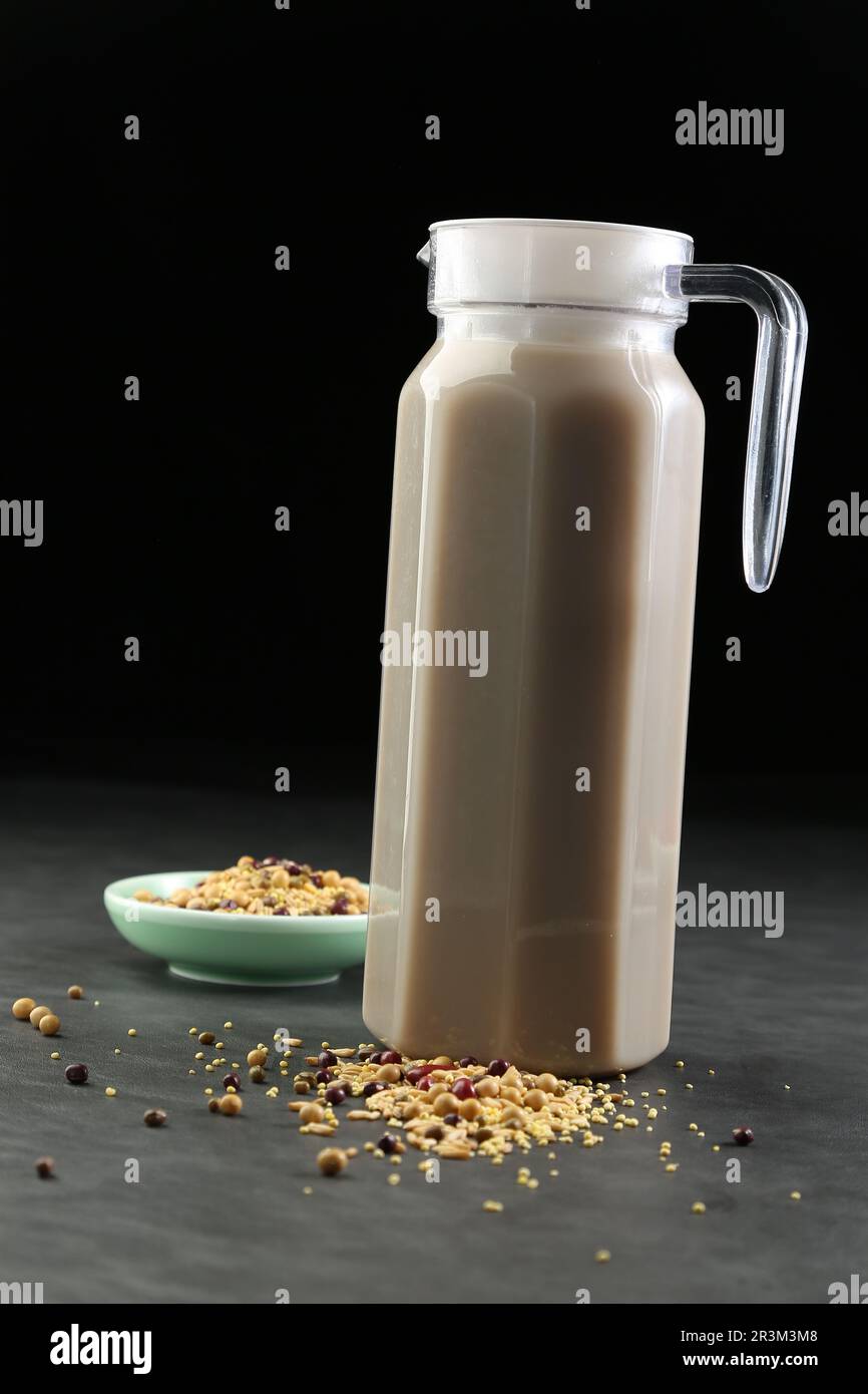 Grain juice in a mason jar mug，Coarse Cereals Stock Photo - Alamy