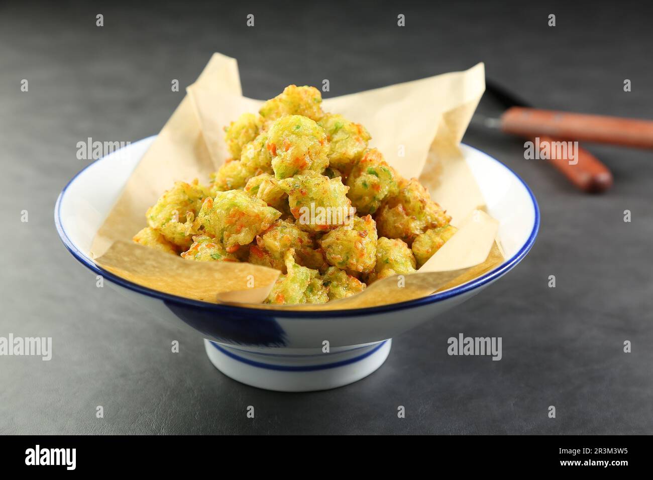 Deep fried vegetable Balls，Chinese food Stock Photo - Alamy