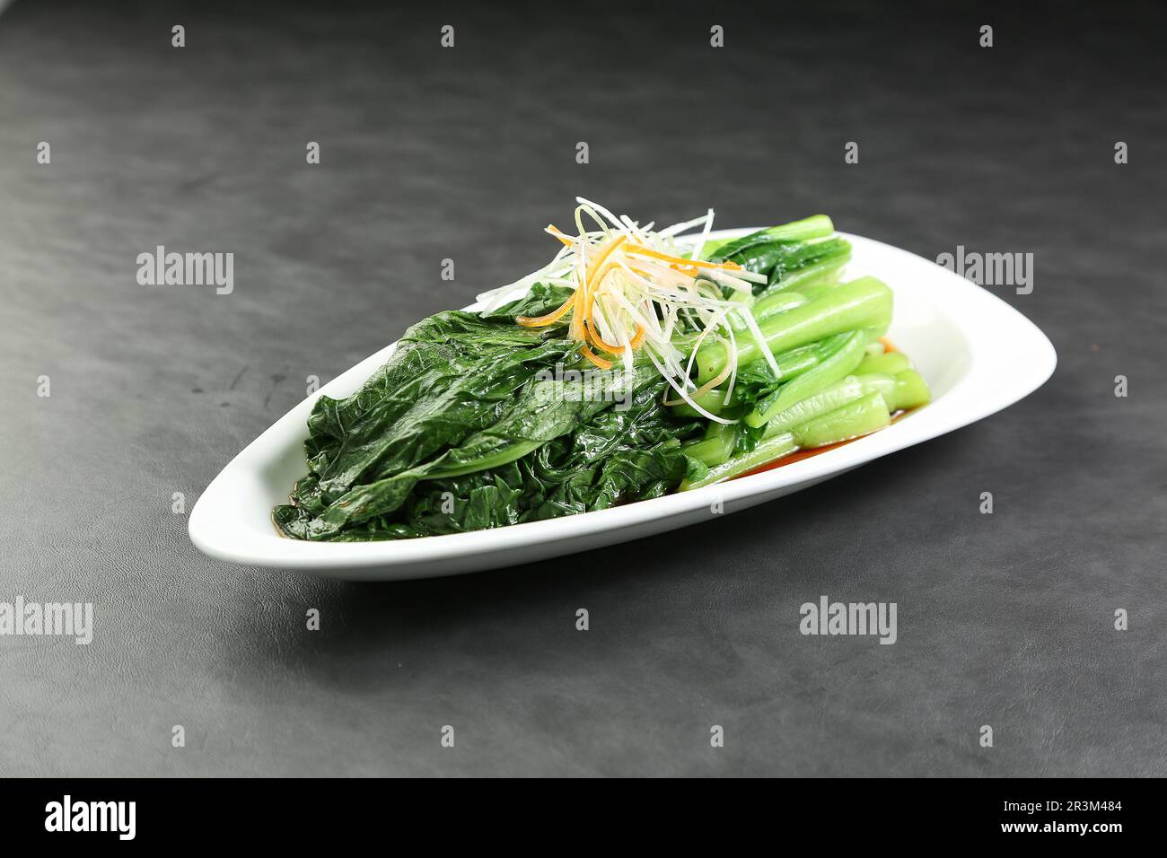 Chinese flowering cabbage hi-res stock photography and images - Alamy