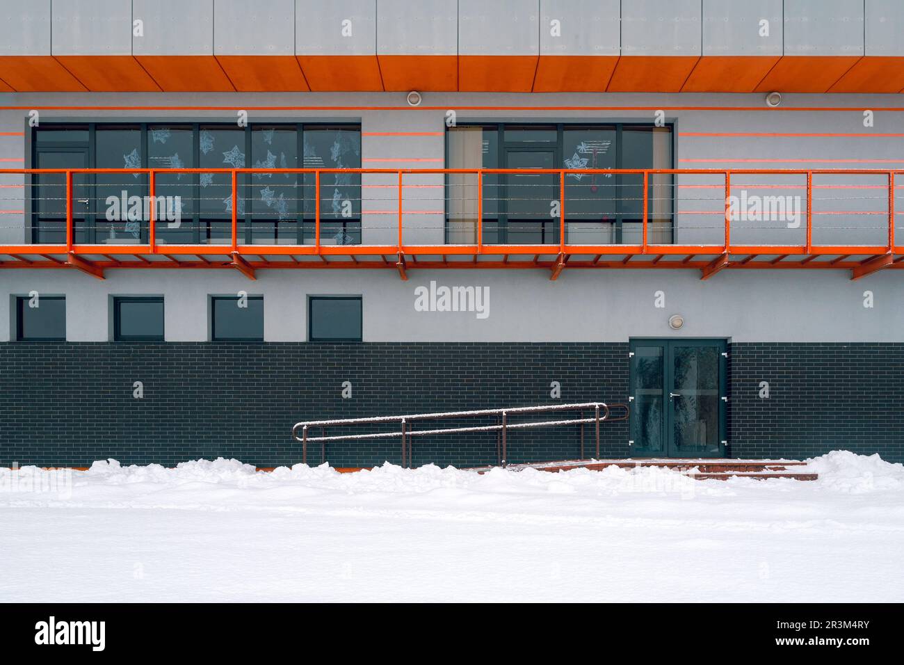 Wheelchair ramp house hi-res stock photography and images - Alamy