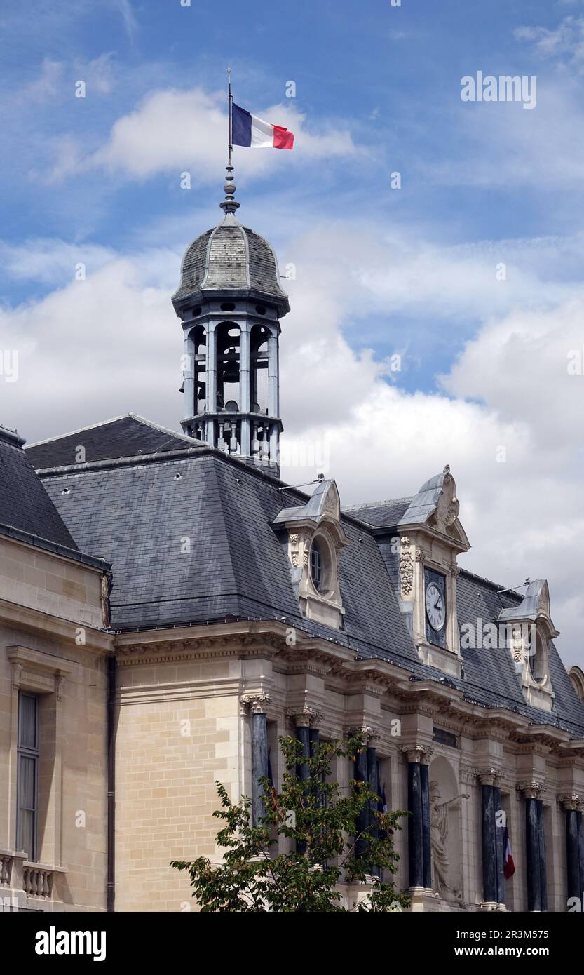 Troyes town hall hi-res stock photography and images - Alamy