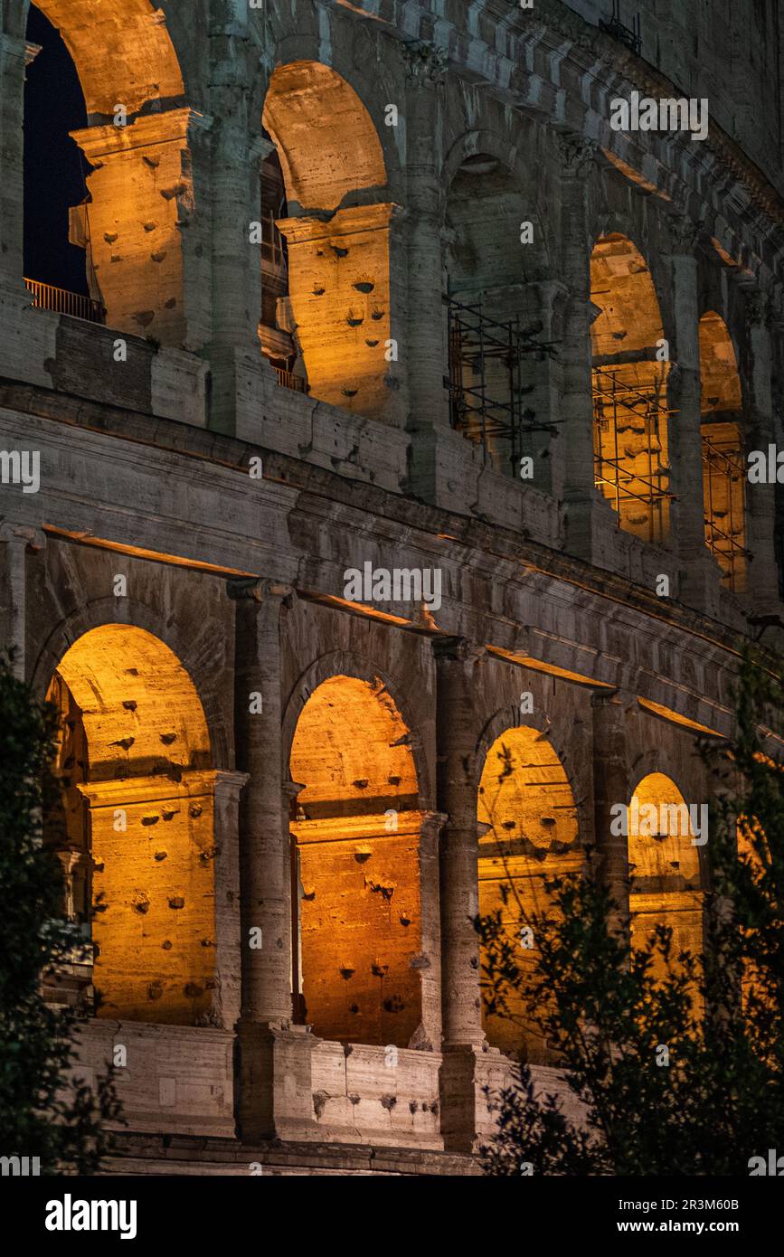 Amphitheater lights hi-res stock photography and images - Alamy