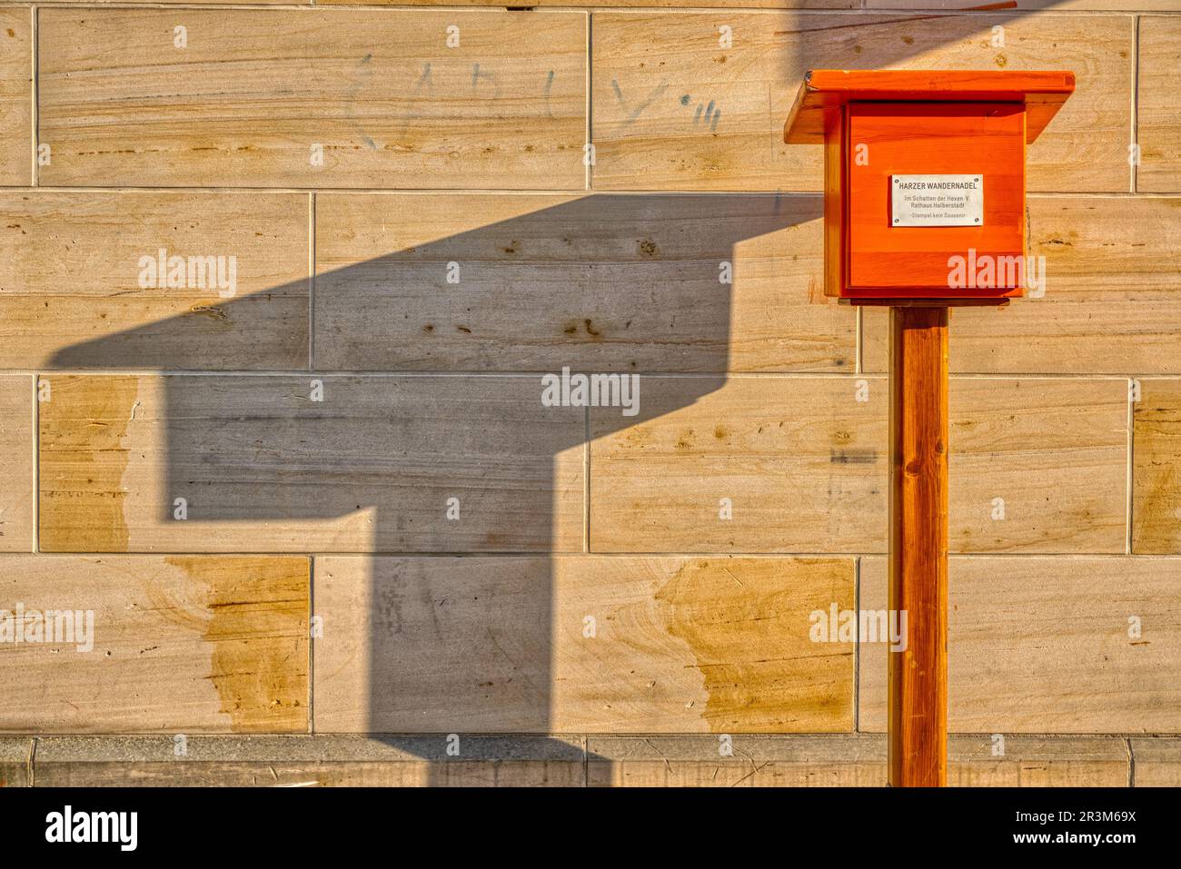 Roter stempelkasten hi-res stock photography and images - Alamy