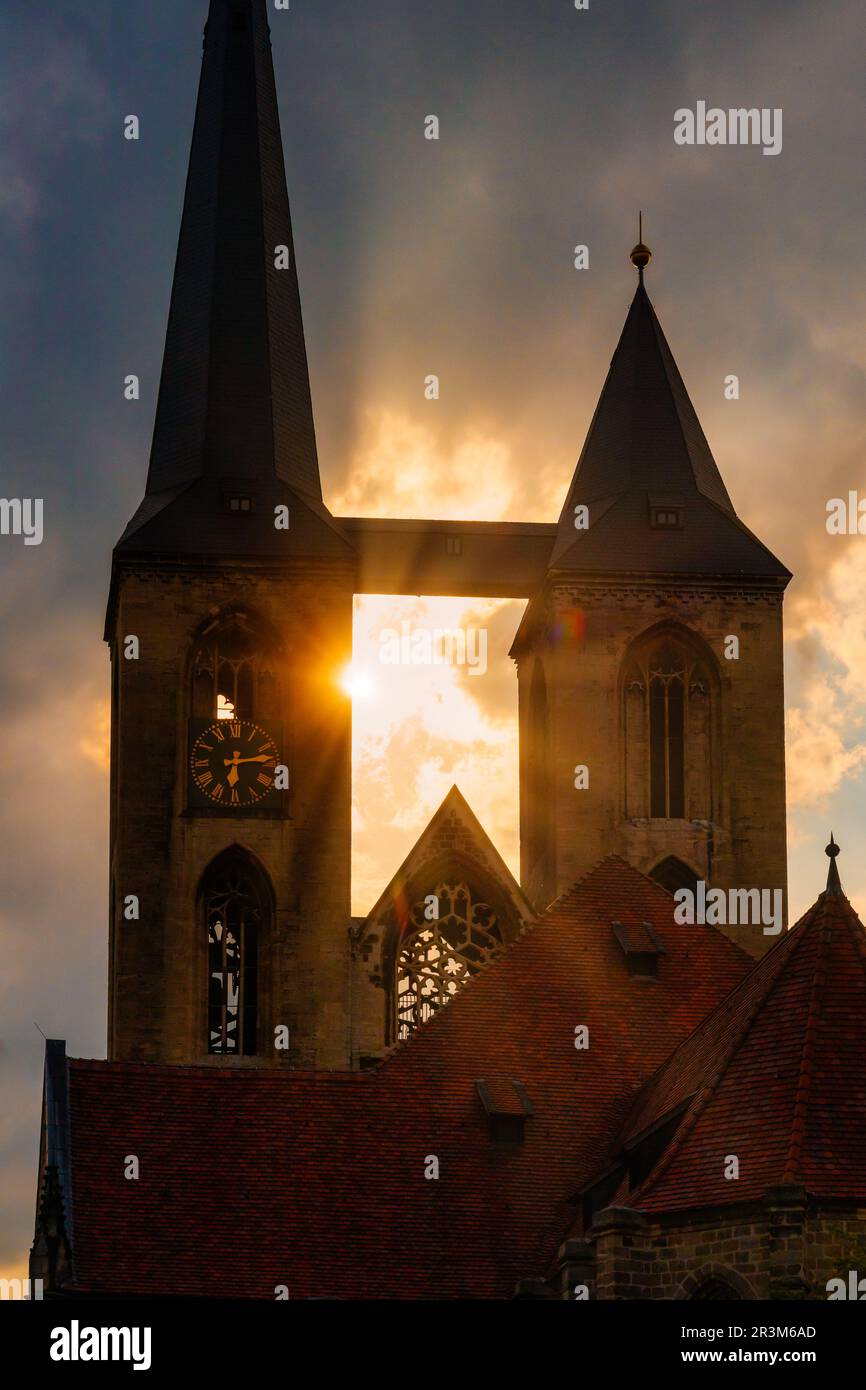 Cathedral of halberstadt hi-res stock photography and images - Alamy