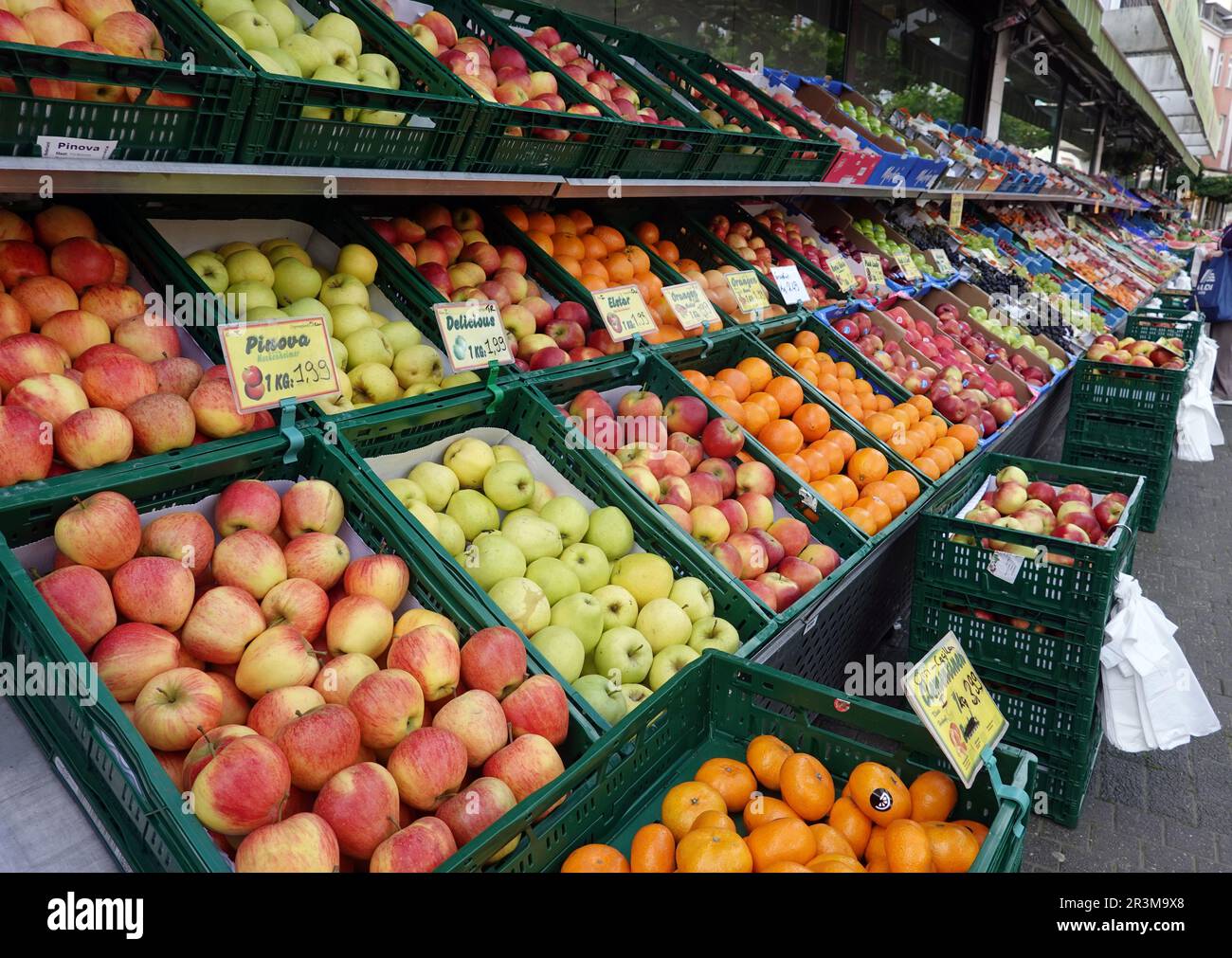 Display of a fruit and vegetable store - symbol picture Stock Photo - Alamy