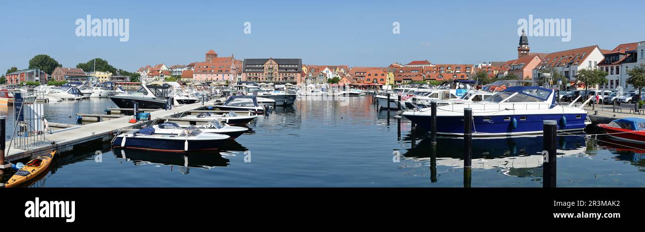 Waren on the ma ritz hi-res stock photography and images - Alamy