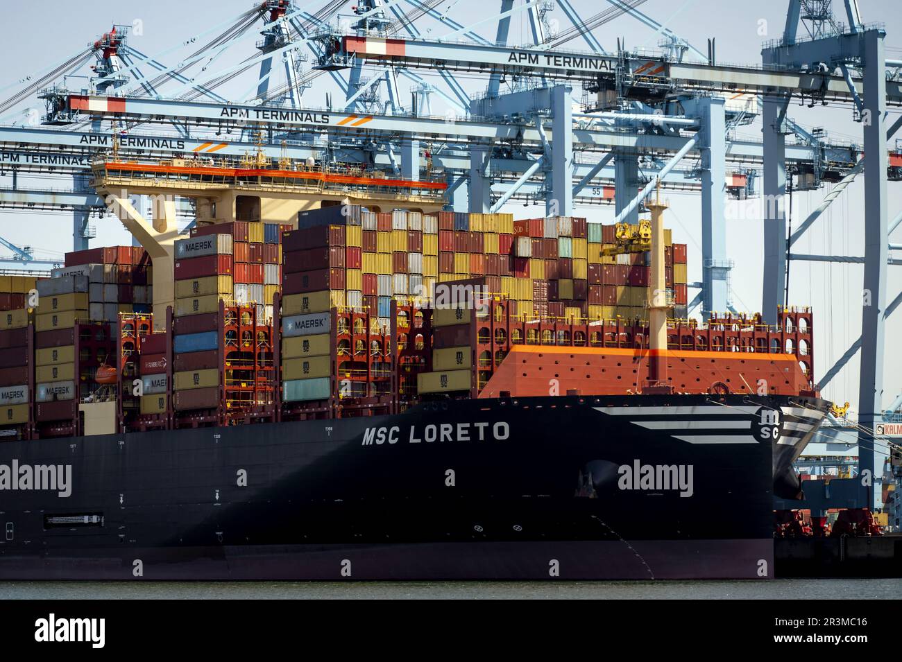 ROTTERDAM - The MSC Loreto, the largest container ship in the world, in ...