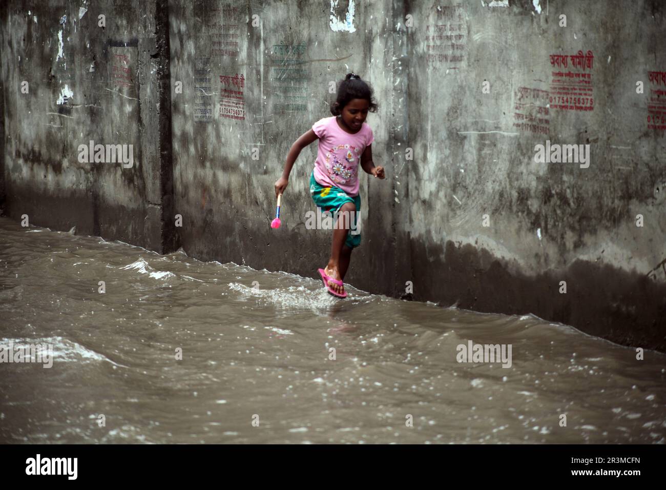Heavy rainfal hi-res stock photography and images - Alamy