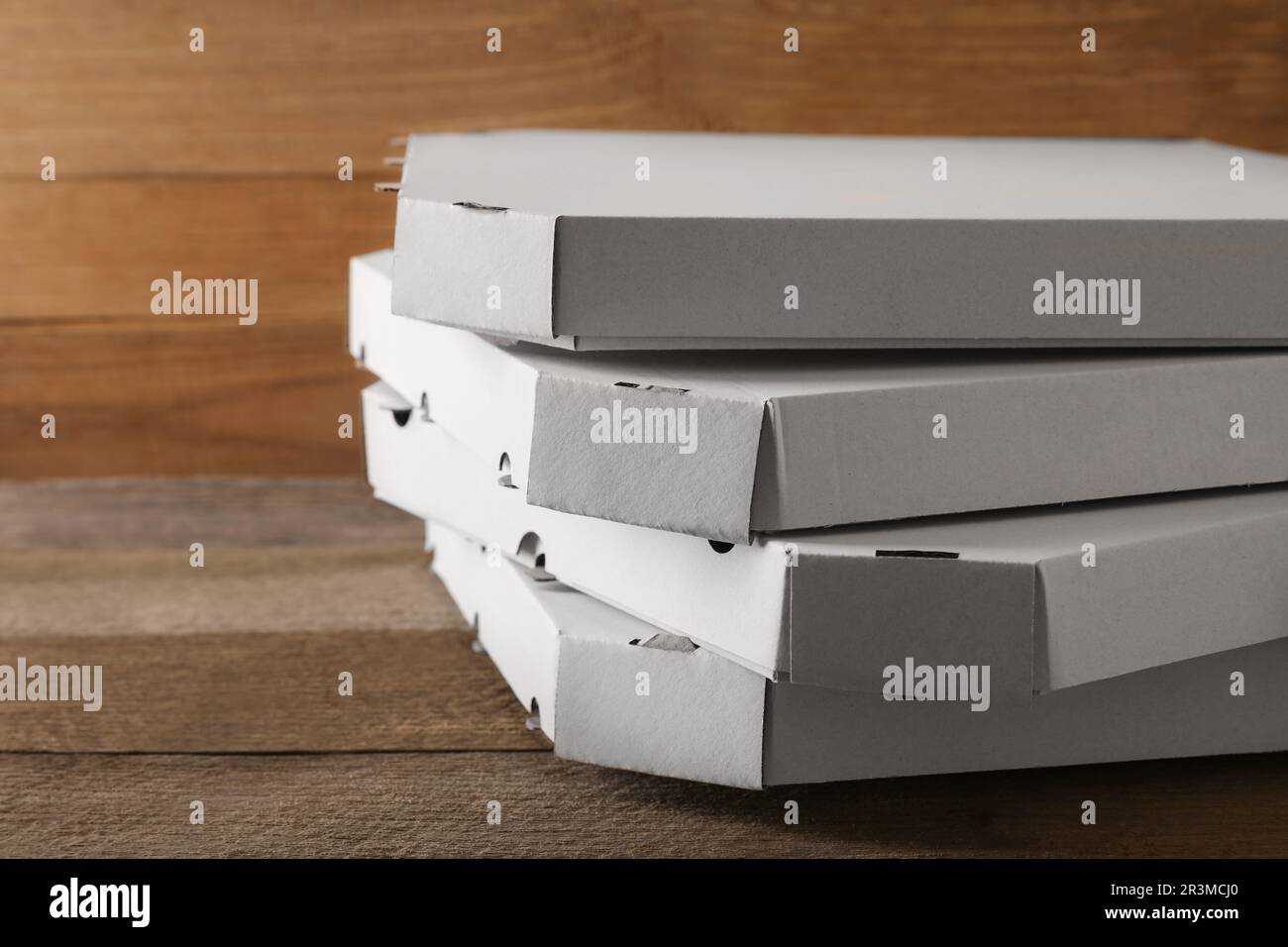 Empty pizza boxes hi-res stock photography and images - Alamy