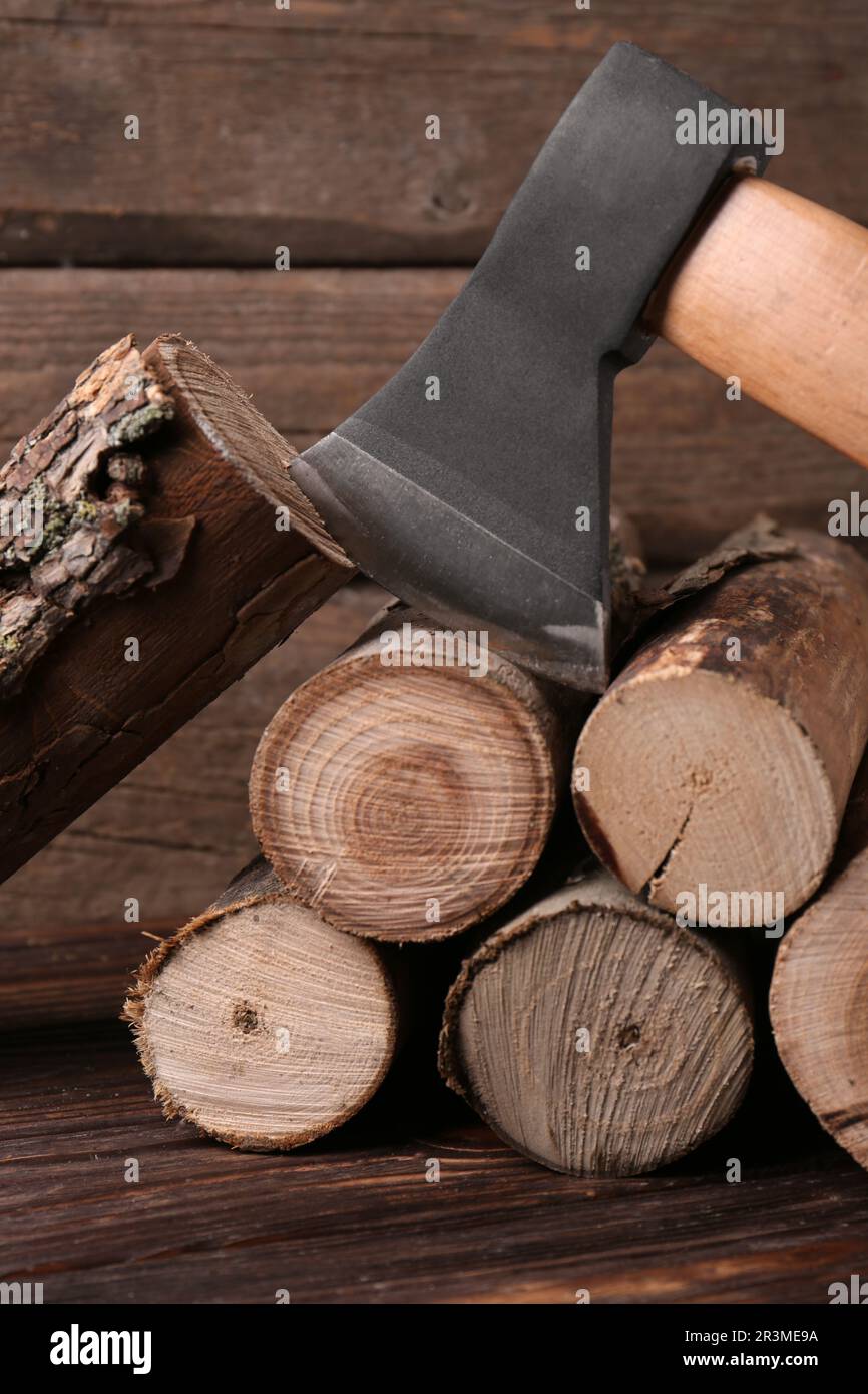 Metal ax hi-res stock photography and images - Alamy