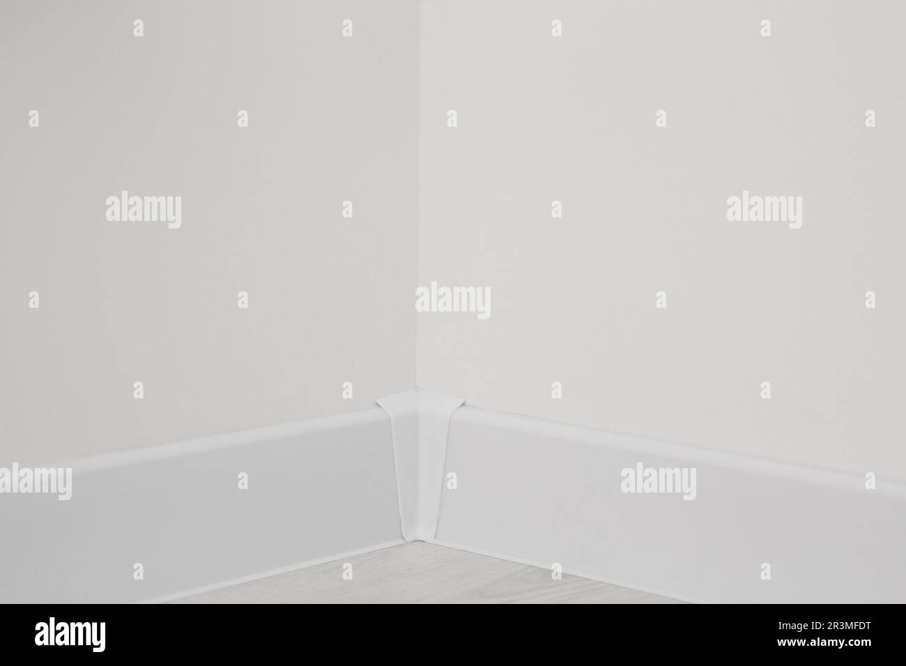 Baseboard cleaning hi-res stock photography and images - Alamy