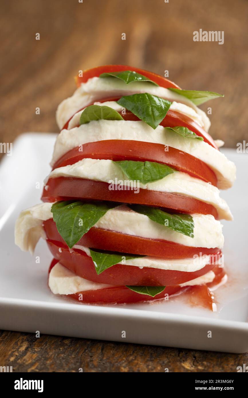 Insalada caprese hi-res stock photography and images - Alamy