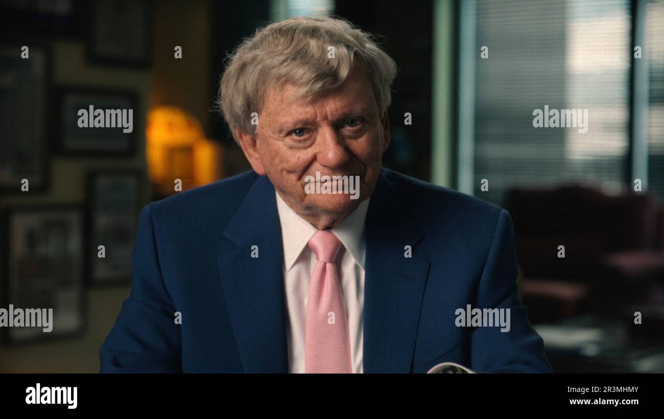 ANNA NICOLE SMITH: YOU DON'T KNOW ME, Rusty Hardin, lawyer, 2023 ...