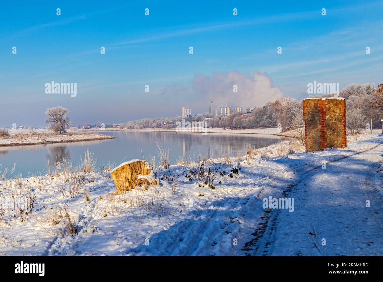 Riesa elbe hi-res stock photography and images - Alamy