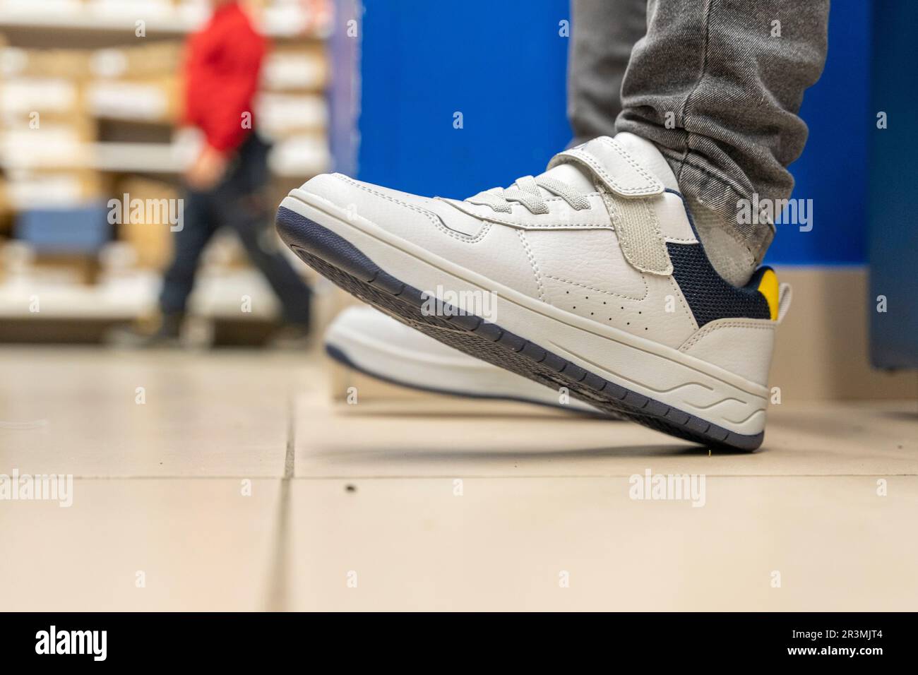 Comfortable shoe fitting hi-res stock photography and images - Alamy