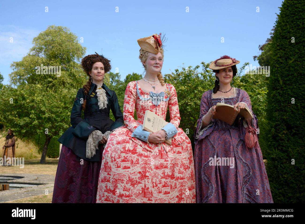 THE GREAT, from left: Belinda Bromilow, Elle Fanning, Jane Mahady, You ...