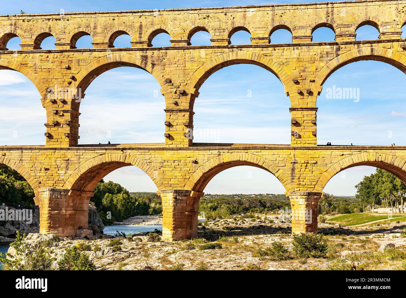 Aqueduct and trees hi-res stock photography and images - Alamy