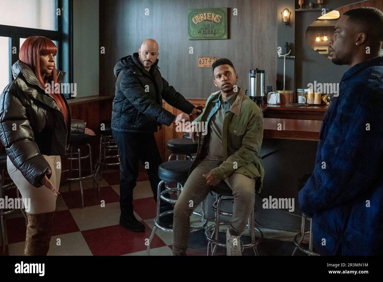 POWER BOOK II: GHOST, from left: Mary J. Blige, Berto Colon, Lovell ...