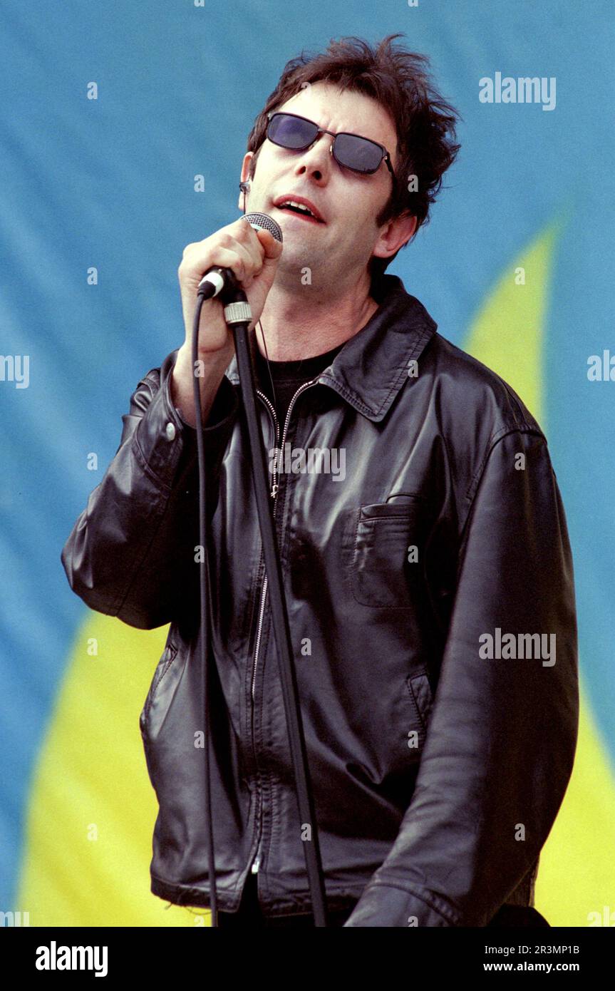 Ian mcculloch hi-res stock photography and images - Alamy