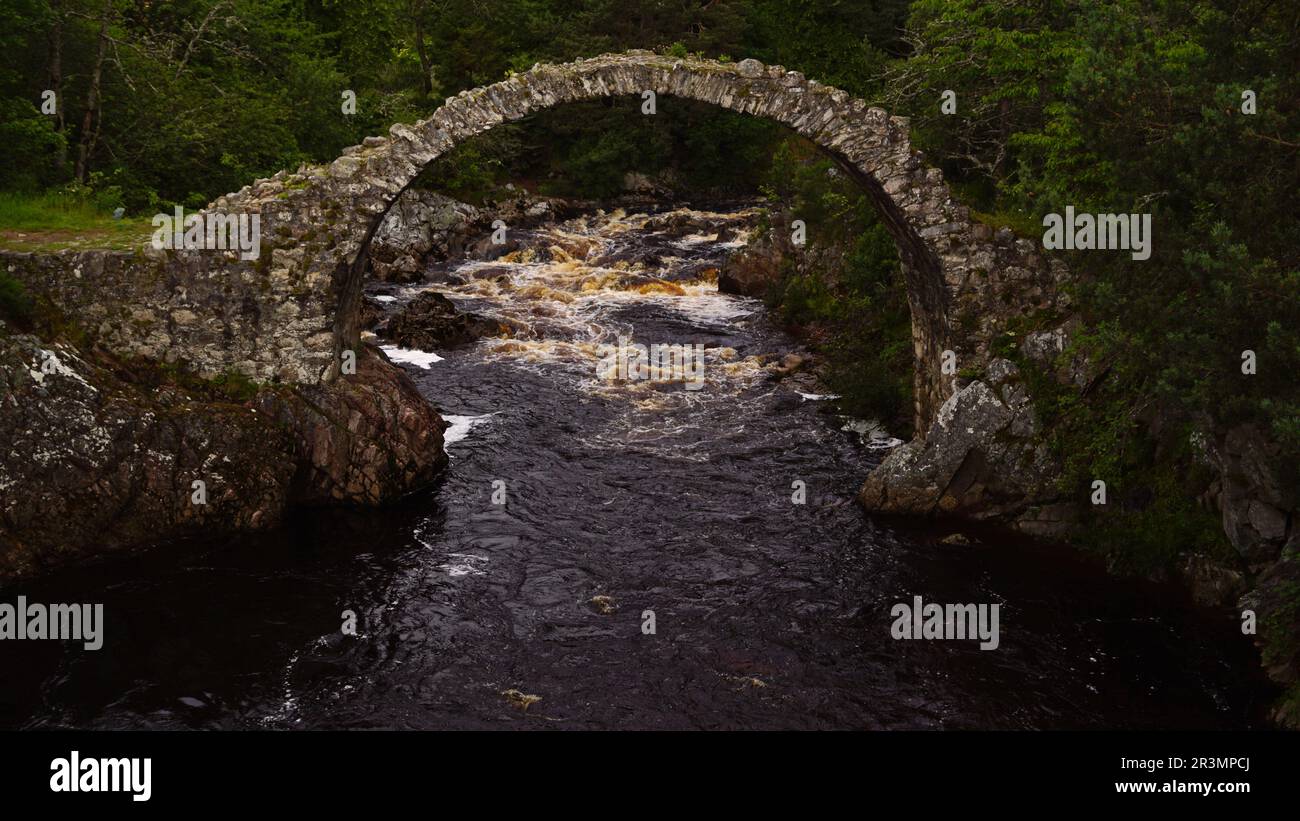 Carrbridge bridge hi-res stock photography and images - Alamy