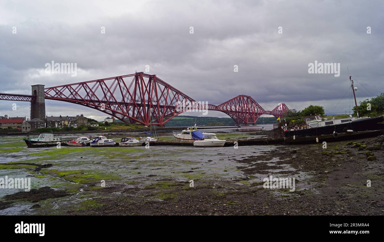 Forth Bridge Edinburgh Stock Photo - Alamy