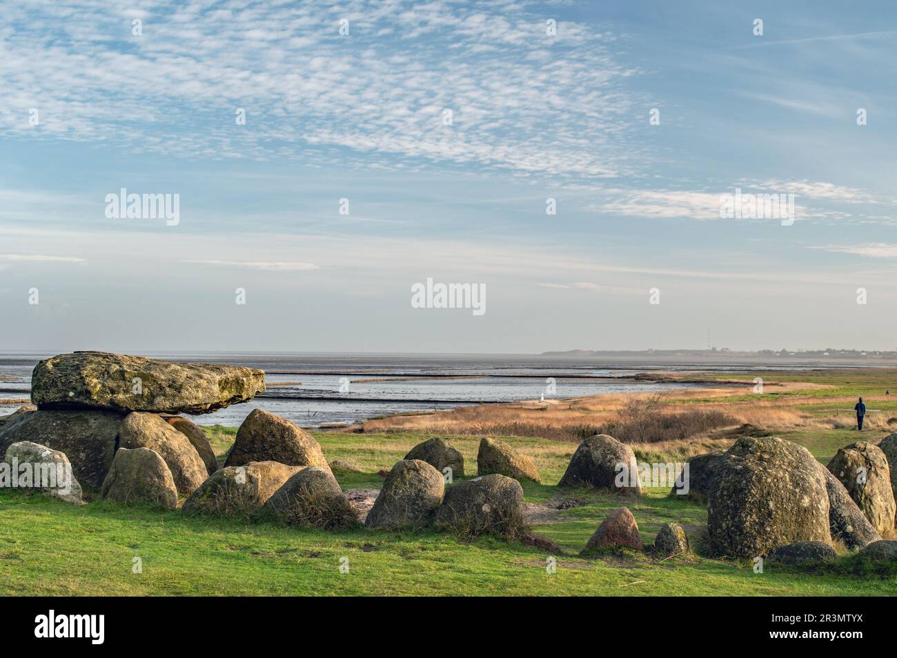 Stone age bed hi-res stock photography and images - Alamy