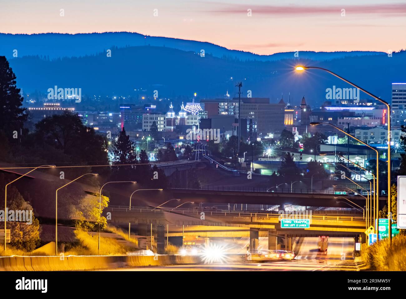 I 90 washington overpass hi-res stock photography and images - Alamy