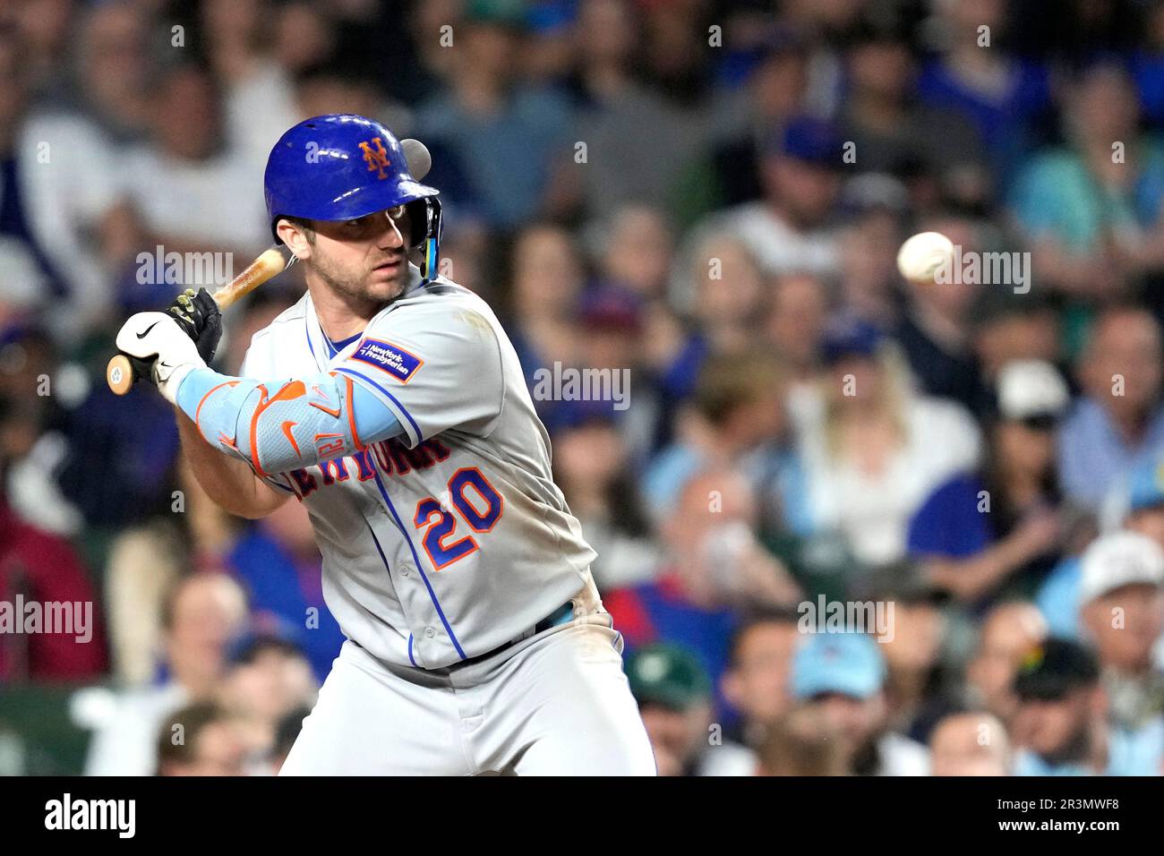 New York Mets' Pete Alonso takes a high pitch for a ball during a ...