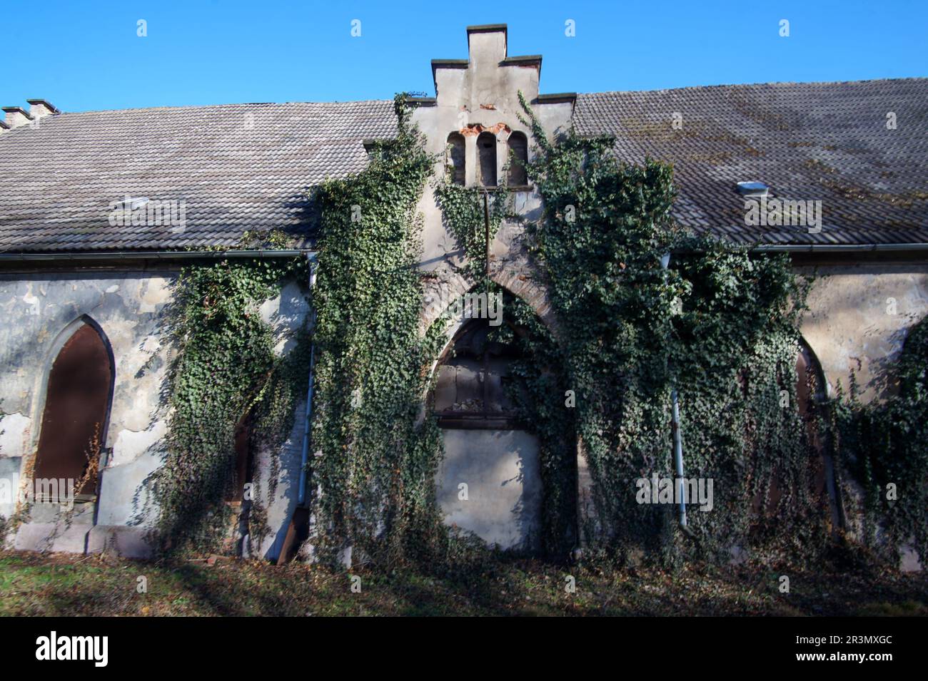 Ruin in the street copper mill Stock Photo - Alamy