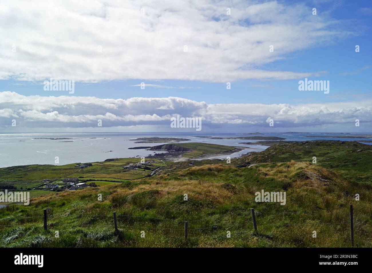 Wild atlantic way drive hi-res stock photography and images - Alamy