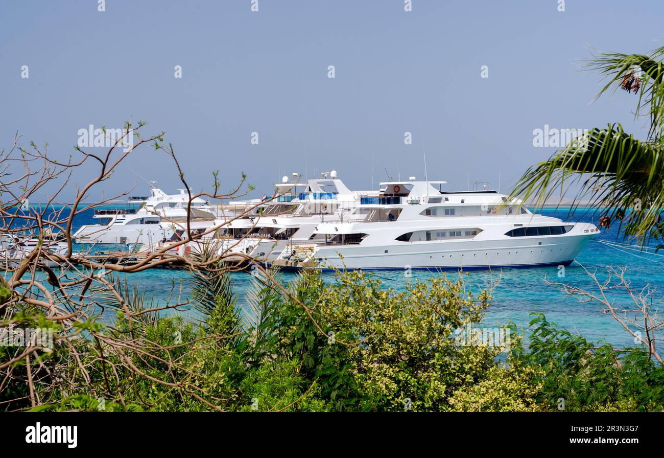 Sea without boats hi-res stock photography and images - Alamy