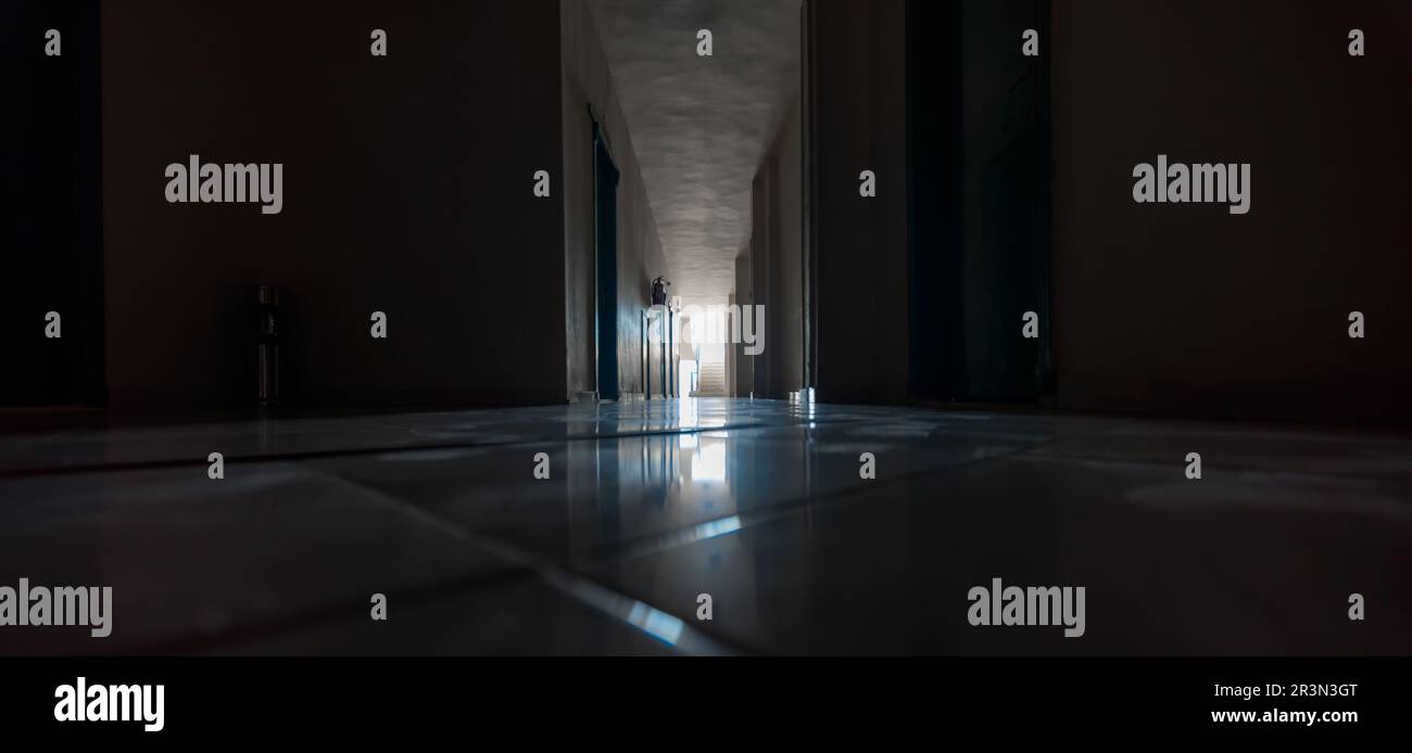 Empty abandoned office with no people during lockdown Stock Photo - Alamy