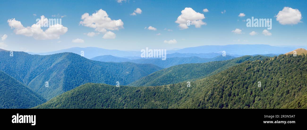Hazy mountain hi-res stock photography and images - Alamy