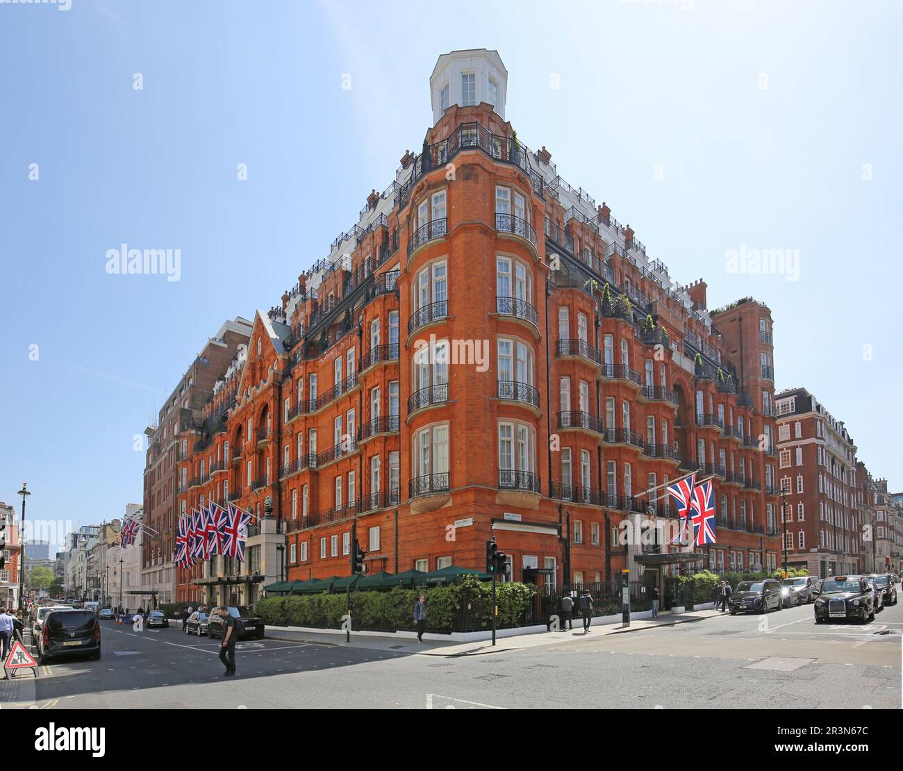 Exterior view of Claridges Hotel, Mayfair, London, UK. Regarded as ...