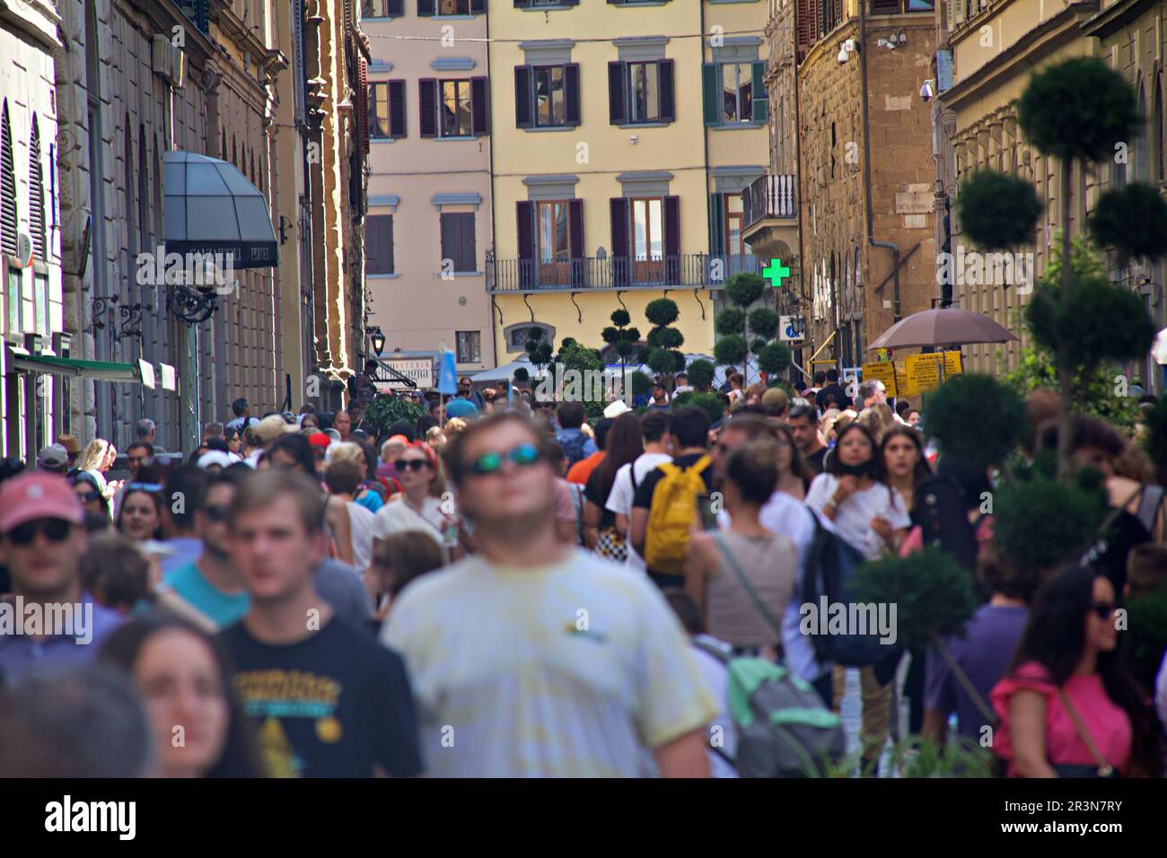 Florence, Italy, May 23rd 2023, mass of people, revenge of tourism in ...