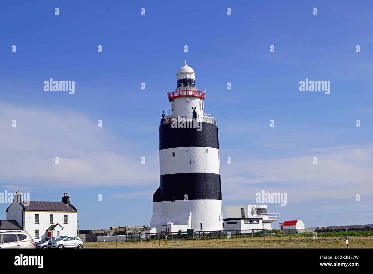 Hook Lighthouse on the Hook Peninsula Stock Photo - Alamy