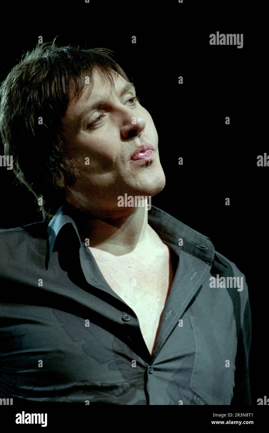 Duran duran sonic telecast hi-res stock photography and images - Alamy