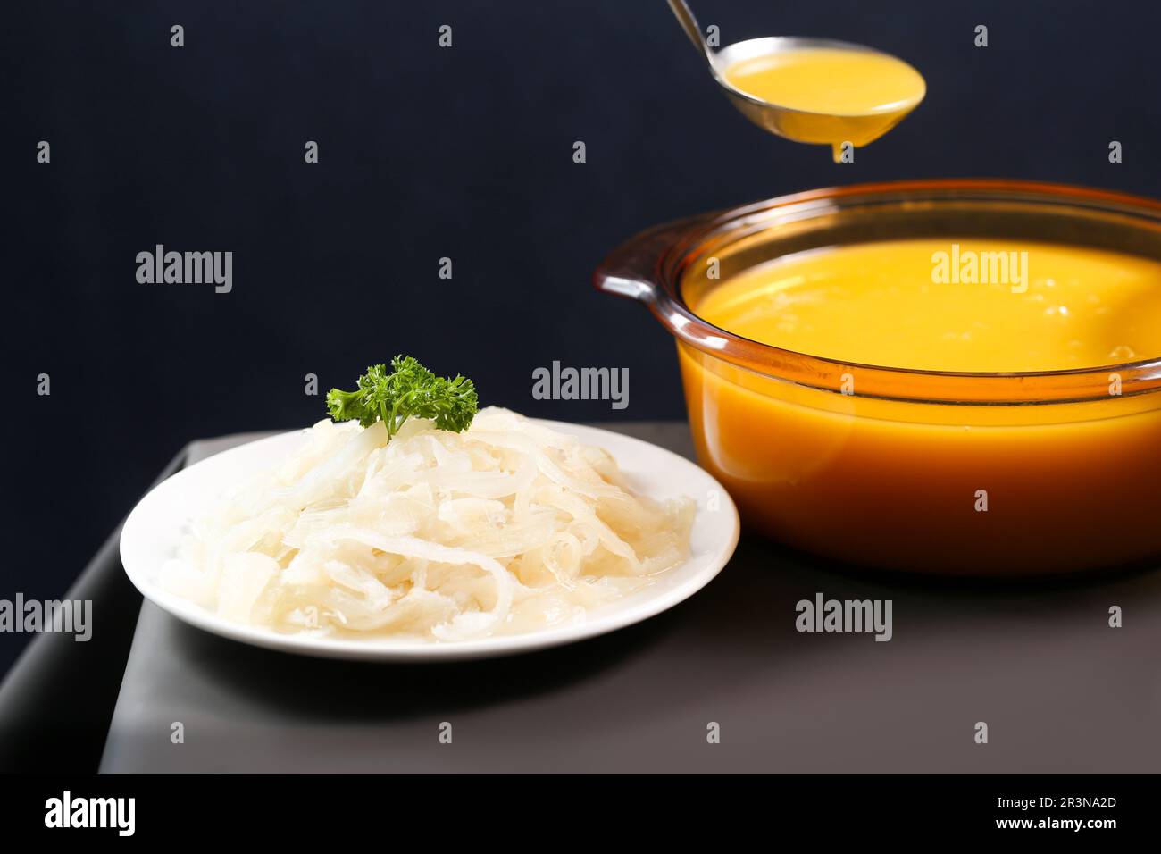 BRAISED SHARK'S FIN，Chinese Shark's Fin Soup with brown sauce Stock ...