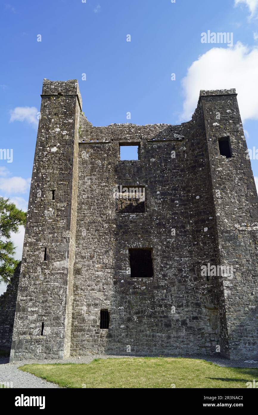 Ruined roman catholic abbey hi-res stock photography and images - Alamy