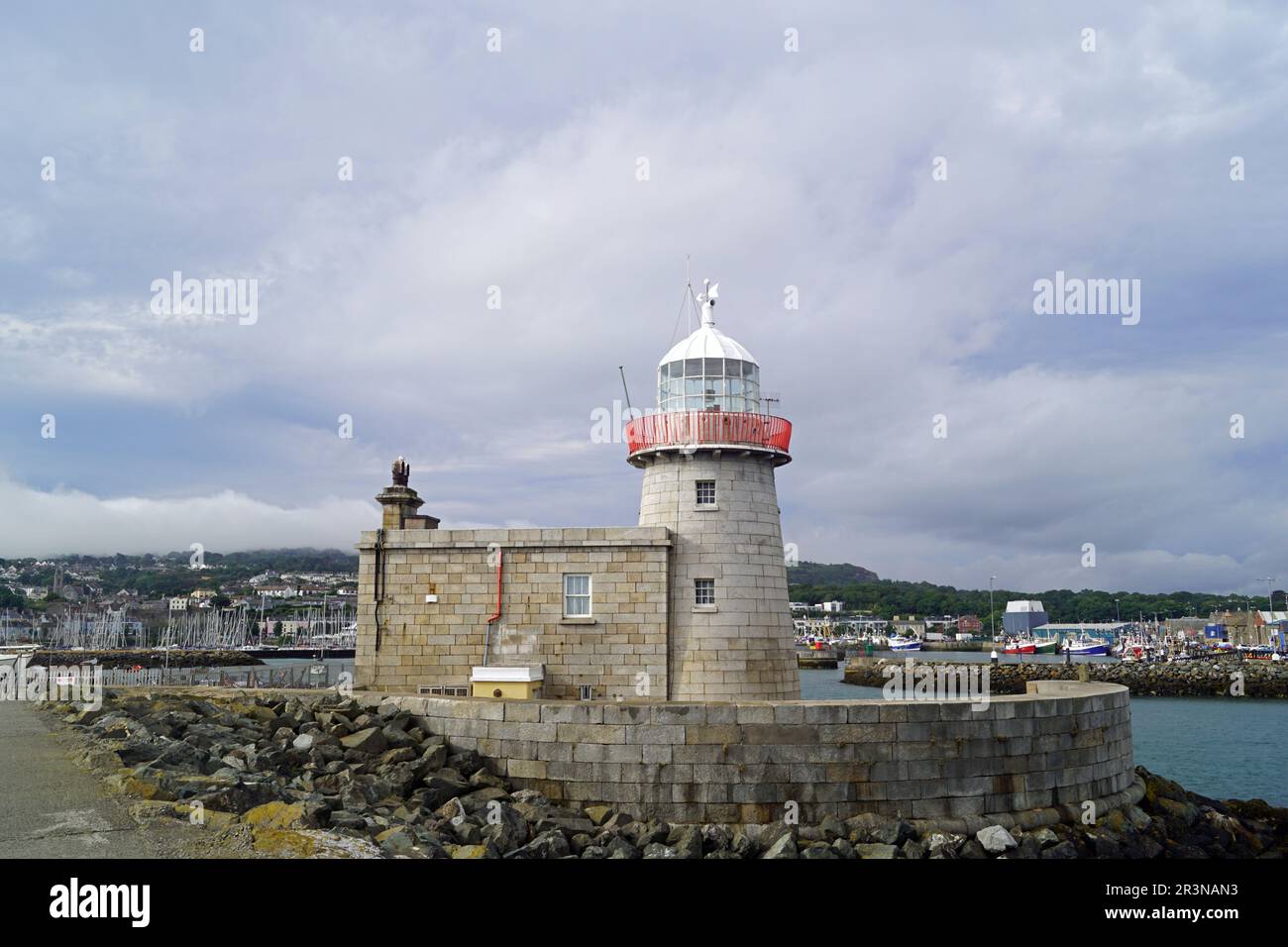 Old Howth Harbour Lighthouse Stock Photo - Alamy