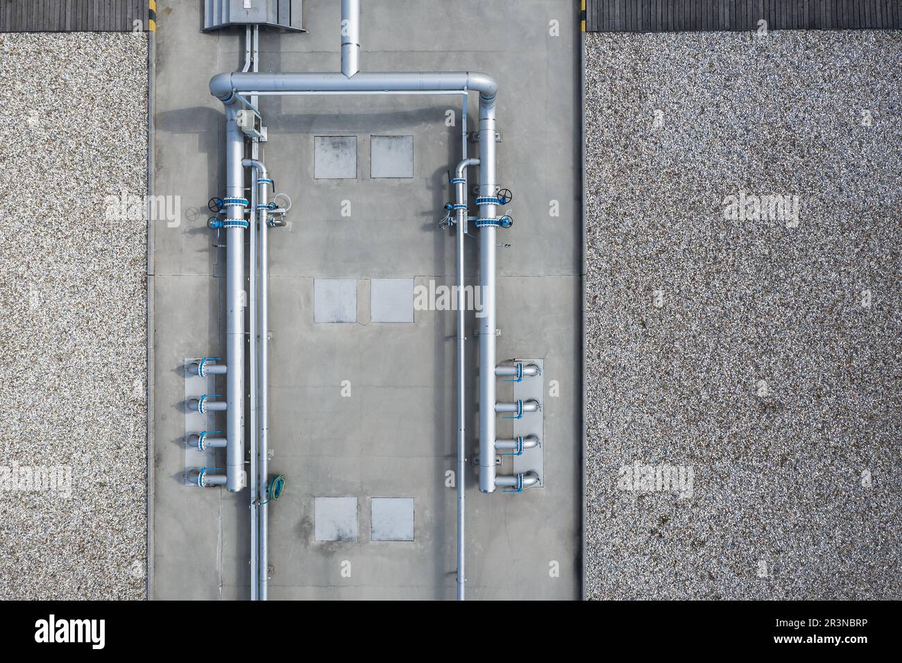 Sewer gate hi-res stock photography and images - Alamy