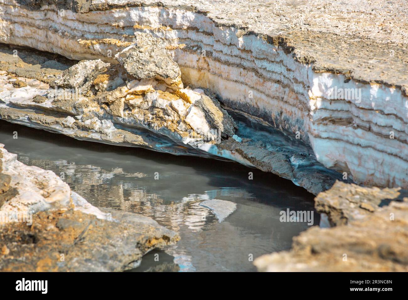 Crystalline layers hi-res stock photography and images - Alamy