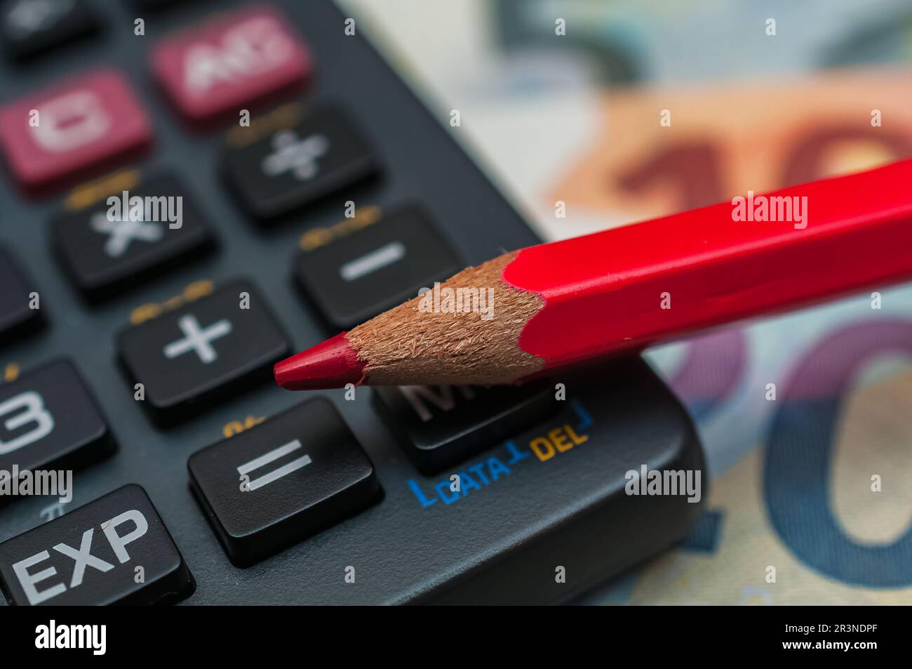 Red statistics hi-res stock photography and images - Alamy