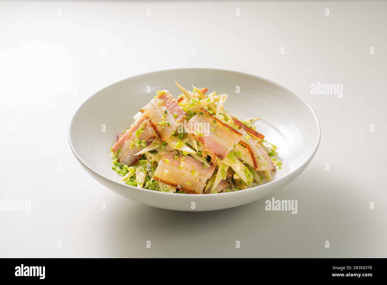 Sautéed（stir fried） Spring Bamboo Shoot with prok Stock Photo - Alamy