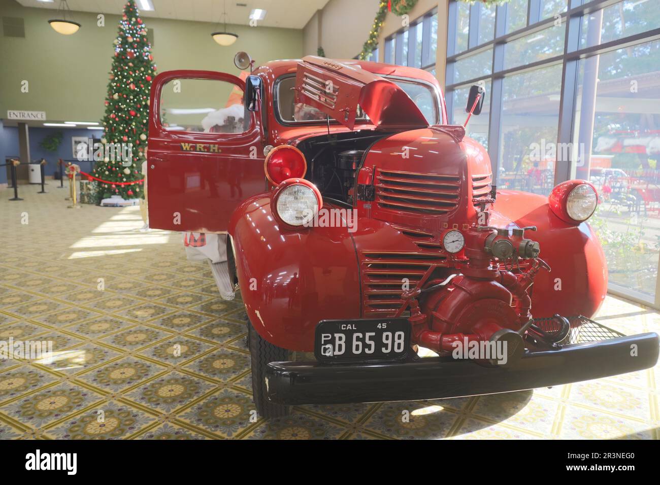 Fire engine in castle hi-res stock photography and images - Alamy