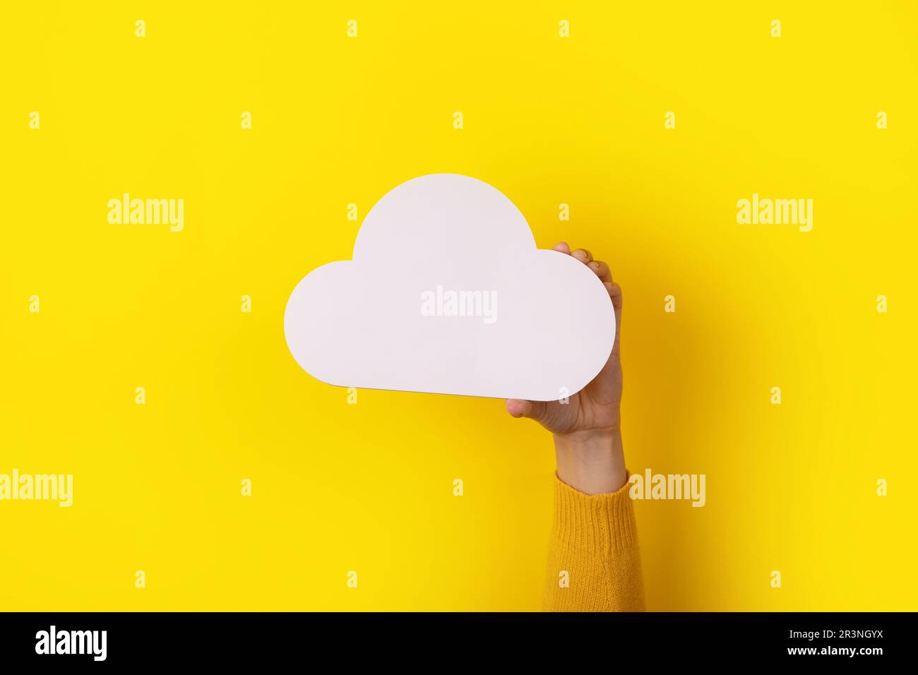 Hand holding cloud Stock Photo - Alamy