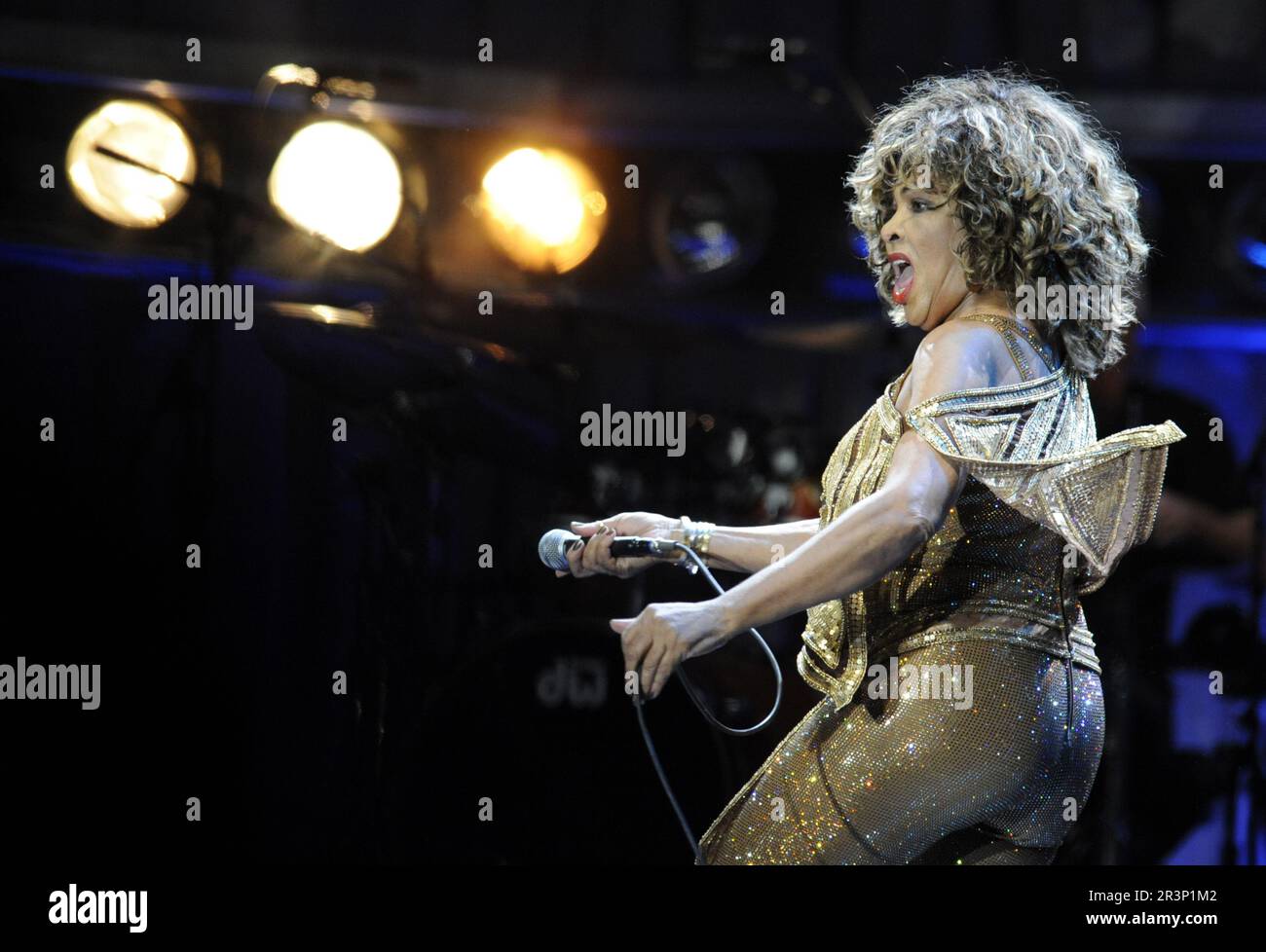 Tina arena singer hi-res stock photography and images - Alamy
