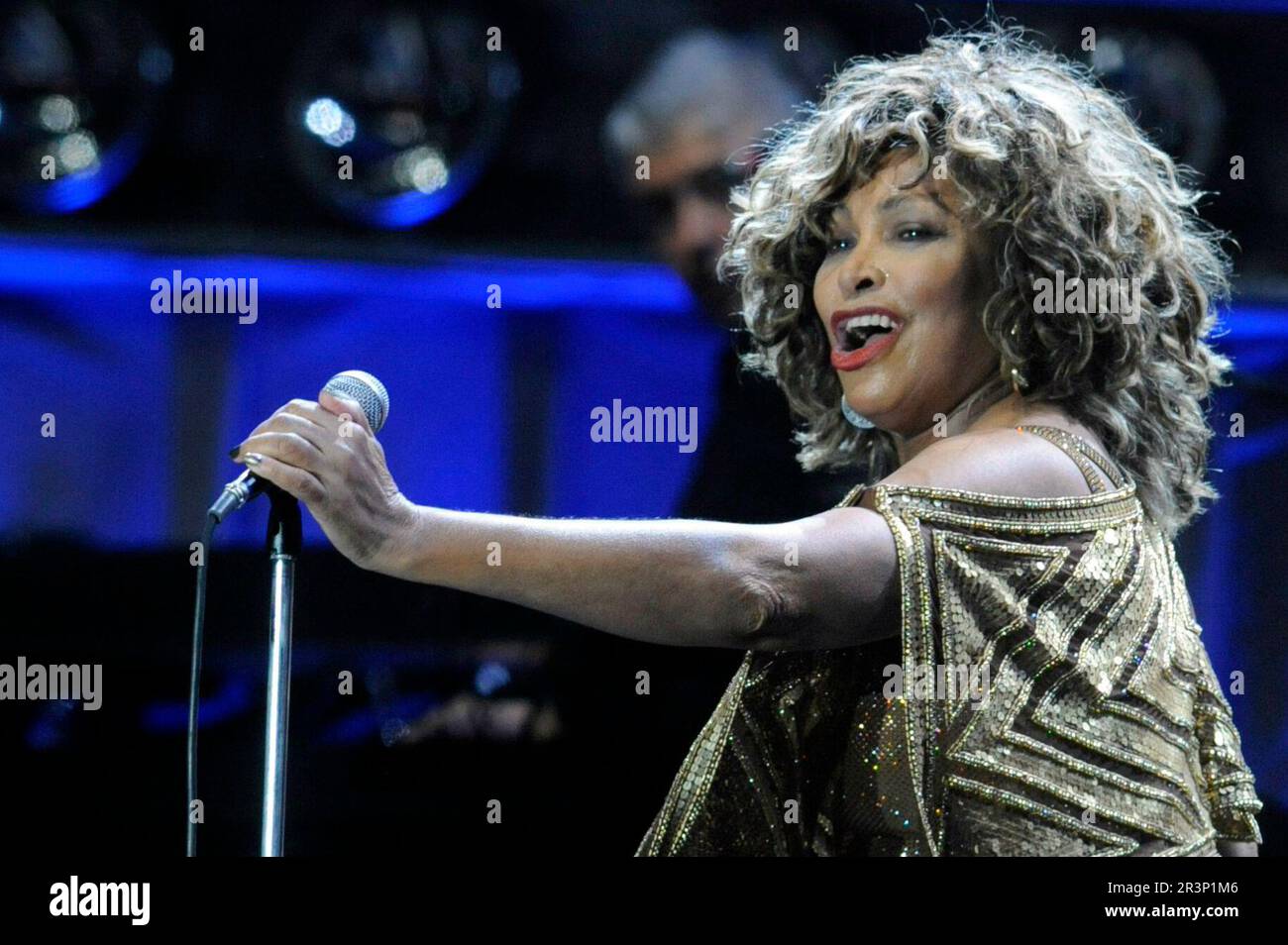 Tina arena singer hi-res stock photography and images - Alamy