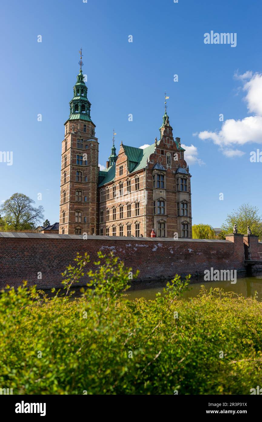 Rosenborg Castle in Kongens Have (The kings Garden) Copenhagen, Denmark ...